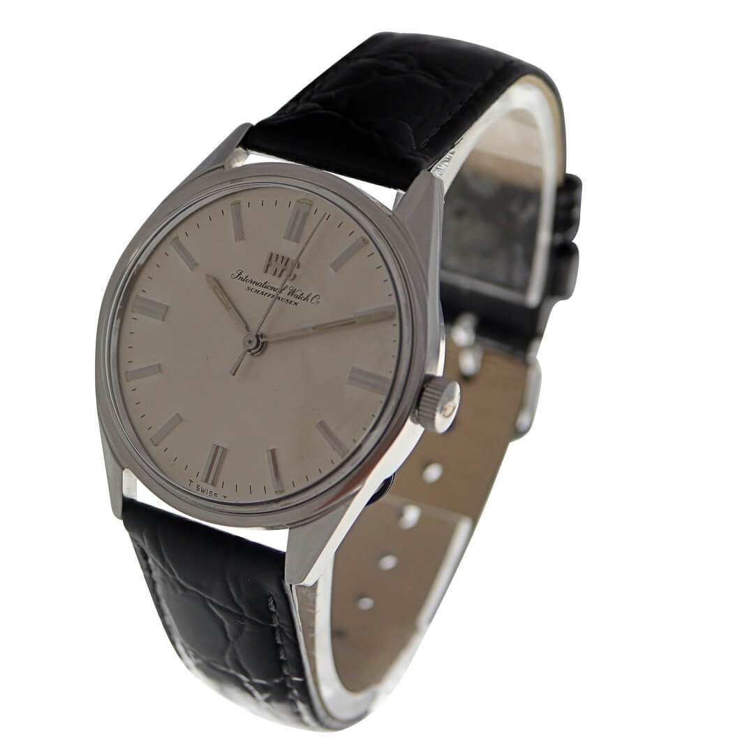 IWC Ref. R810, Year 1968 Men's Vintage Watch – Time Rediscovered